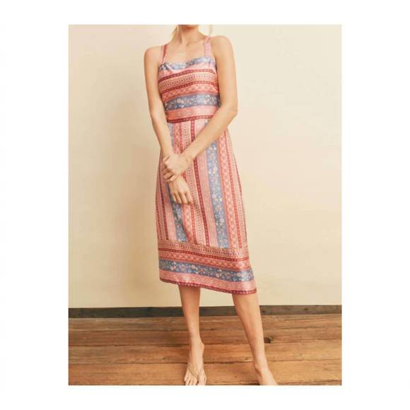 Dress Forum | Dresses | New Dress Forum Border Print Midi Skirt In Pink ...
